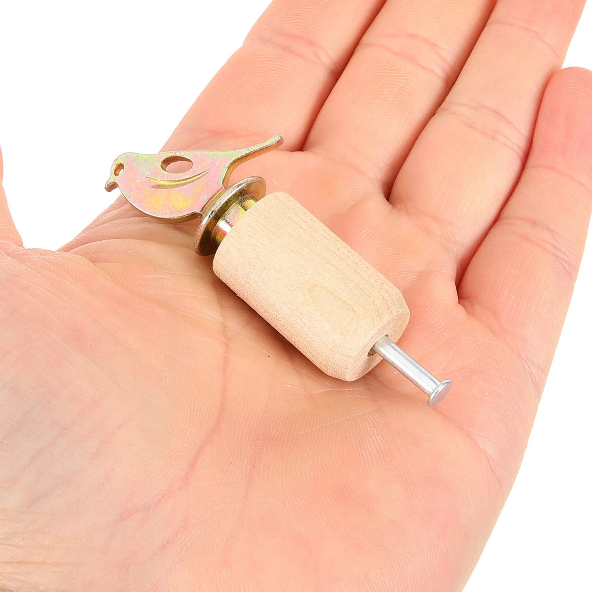 Hand-Twisted Bird Call Whistle Natural Chirping Sounds